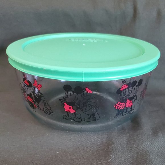 Pyrex | Kitchen | Disney Pyrex Mickey Mouse Forever Friends Green Lid ...